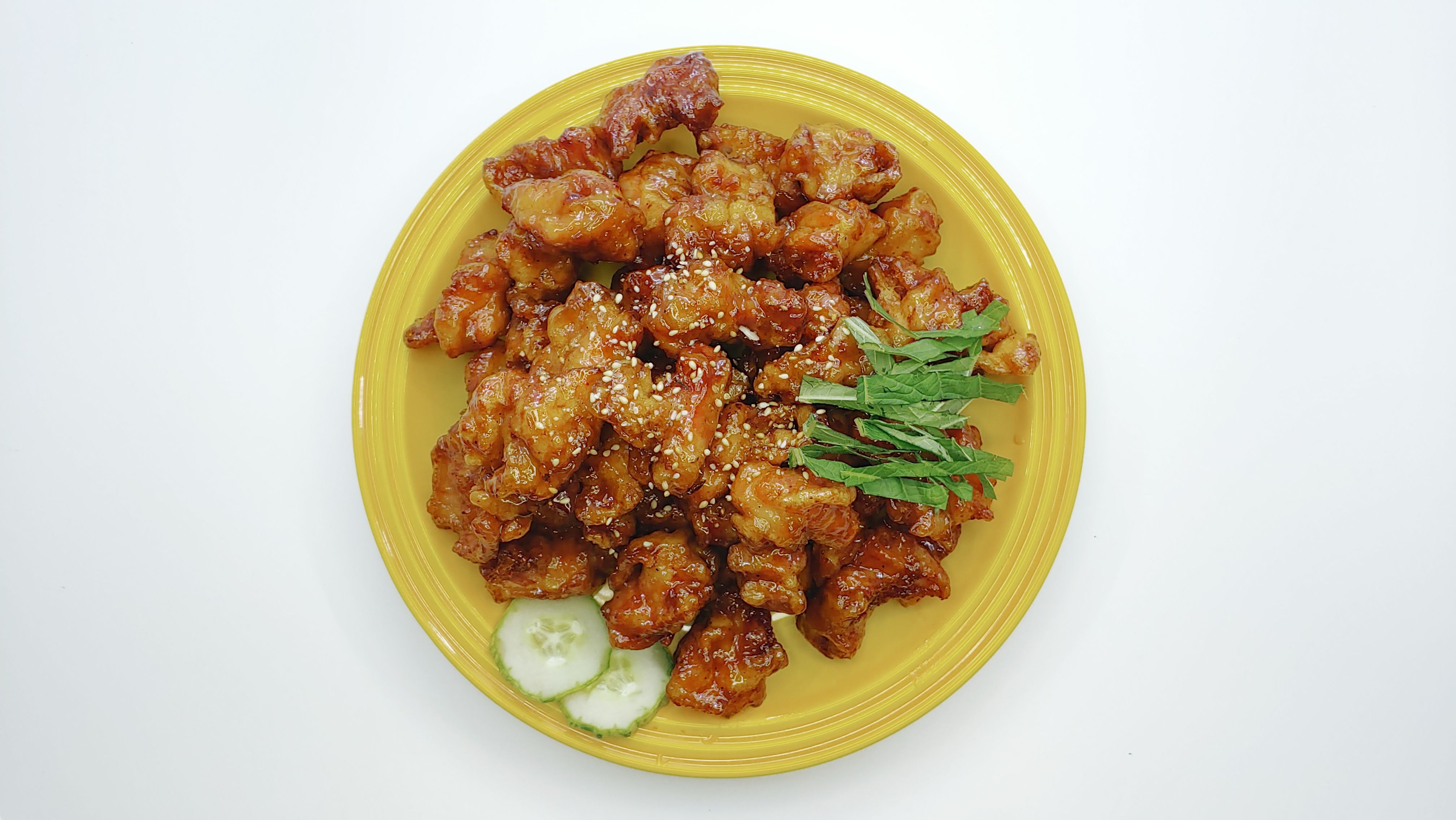 Dawa Chicken | Korean style fried chicken restaurant in Montreal