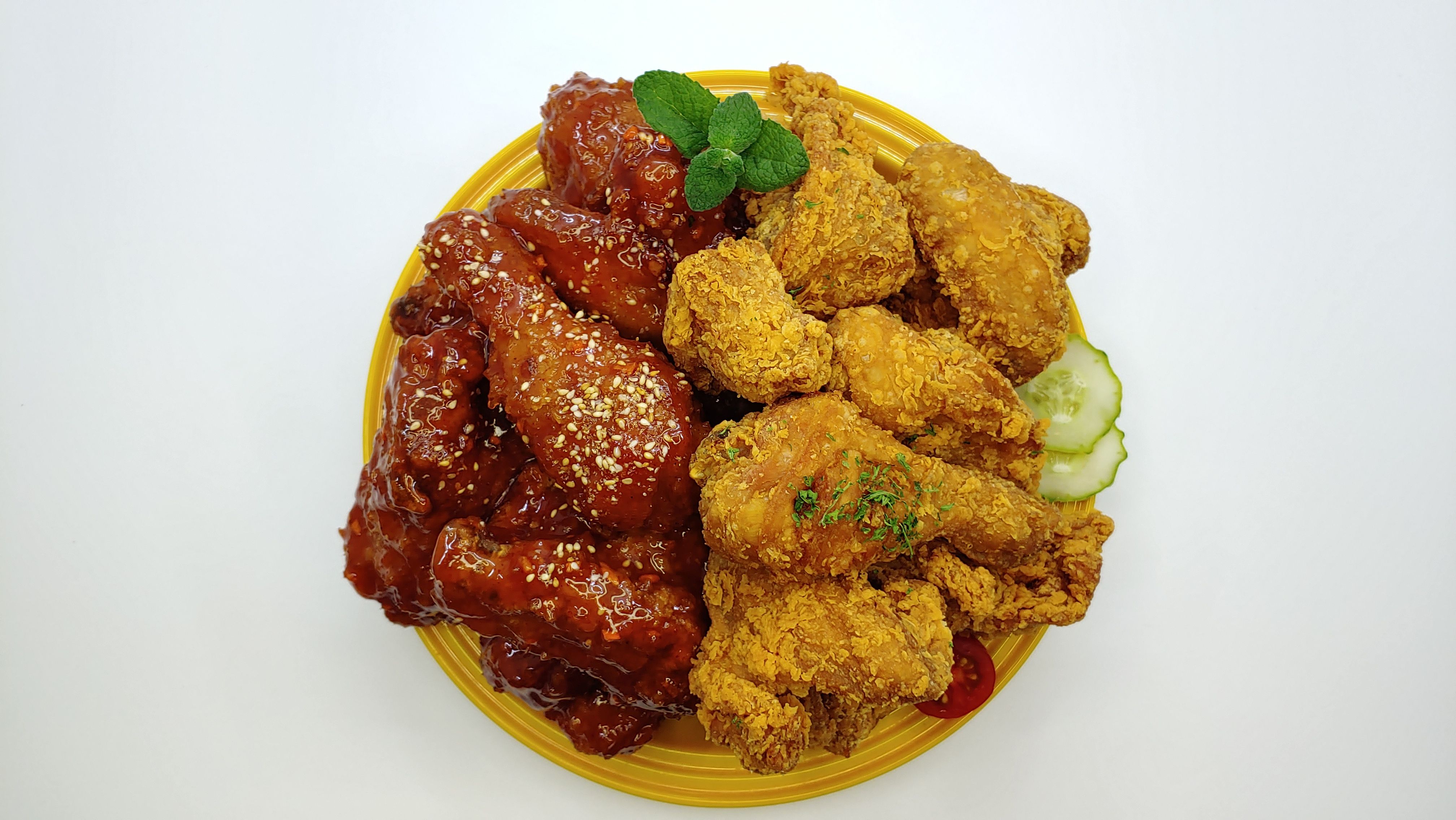 Dawa Chicken | Korean style fried chicken restaurant in Montreal