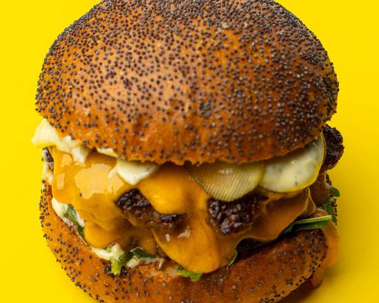 Restaurant Kapsalon | Freestyle food restaurant in Montreal