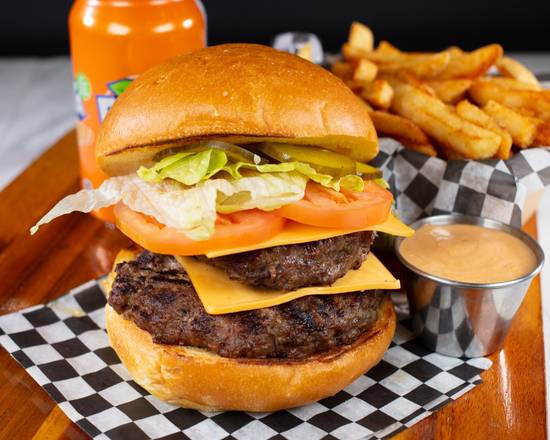 Pizza & Grillades Stanz Verdun | Gourmet Pizzas, Burgers, Subs & Grillades