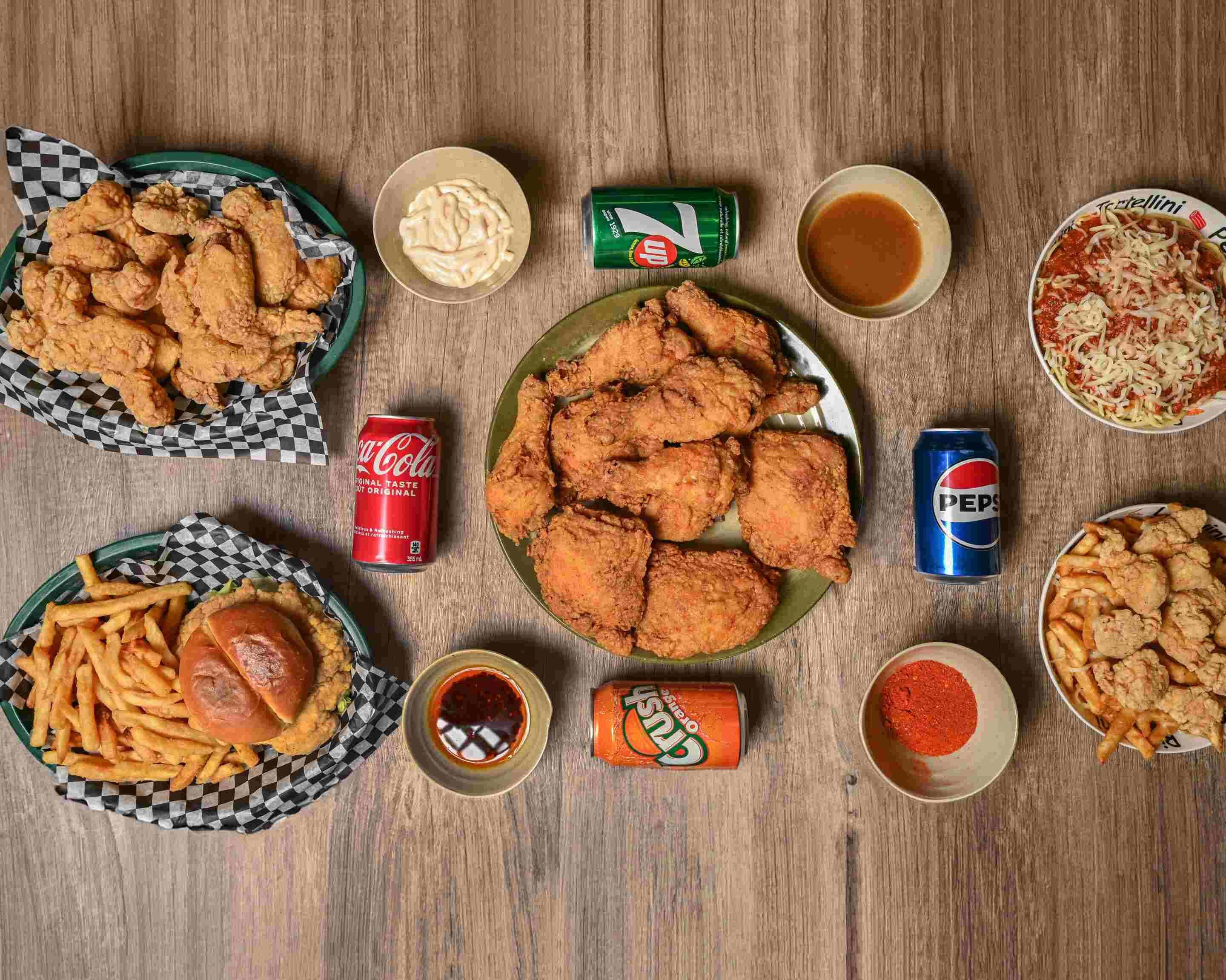 Poulet Fou et Frit | Crispy Fried Chicken in Ville-Émard